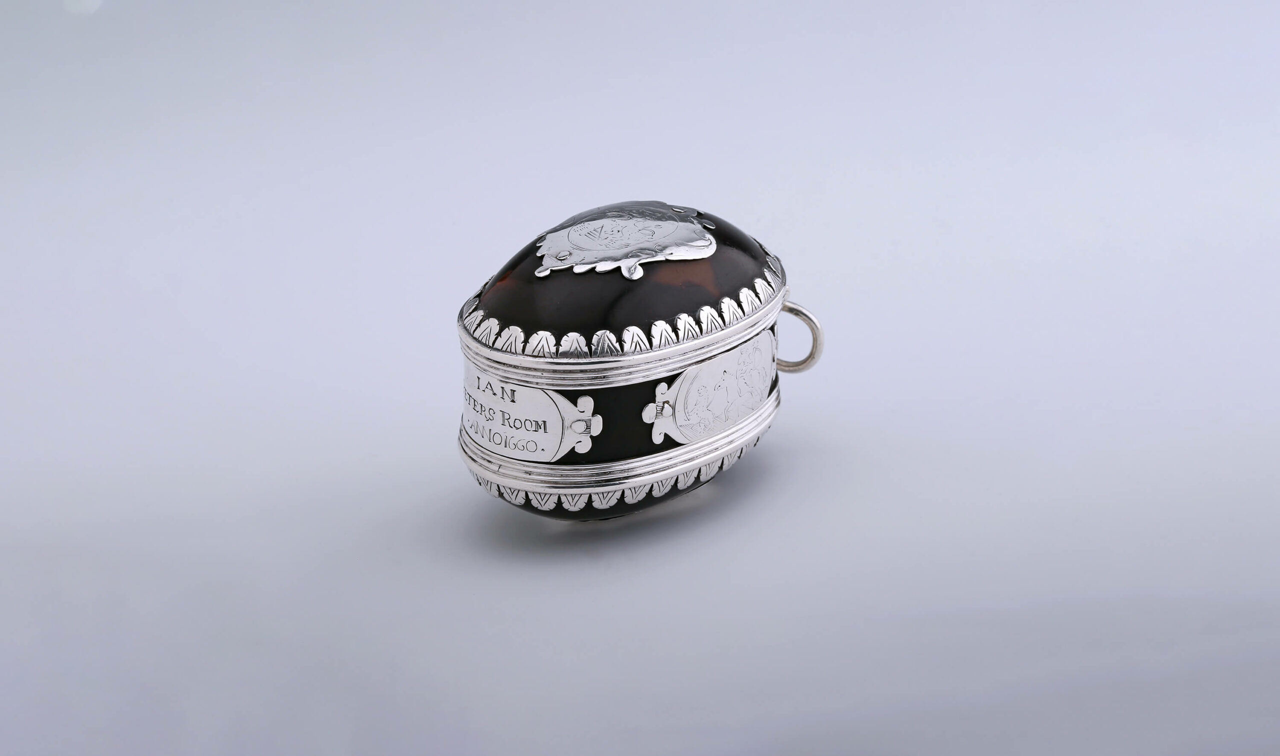 Tobacco Box - A. Aardewerk